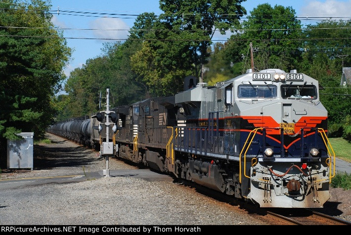 NS 8101 leads ethanol train NS 66Q east over the LEHL @ MP 48